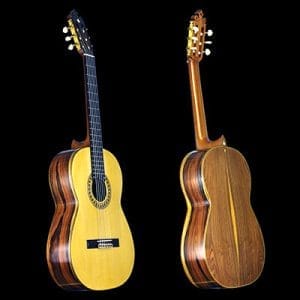 Robert Granda negra flamenco guitar - pau ferro