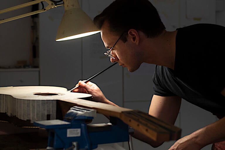 Concert classical, acoustic and flamenco guitars by fine luthiers